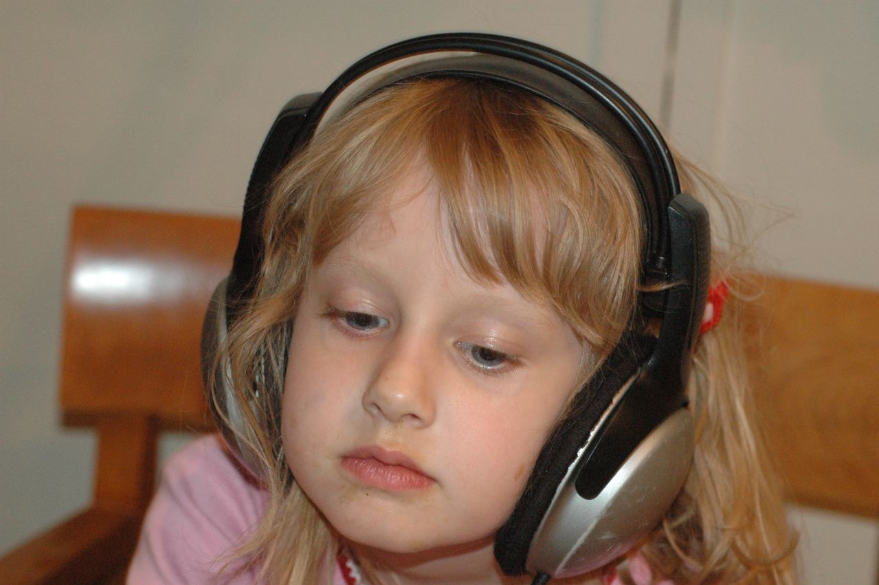 Star Black's Photos from the Simon Cutts & Nancy Kuhl Reading - The ...